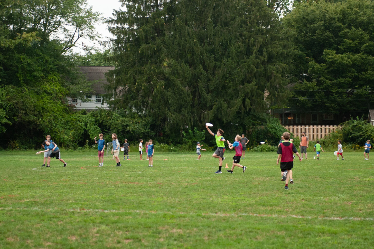 Ultimate Frisbee – Swarthmore Recreation Association